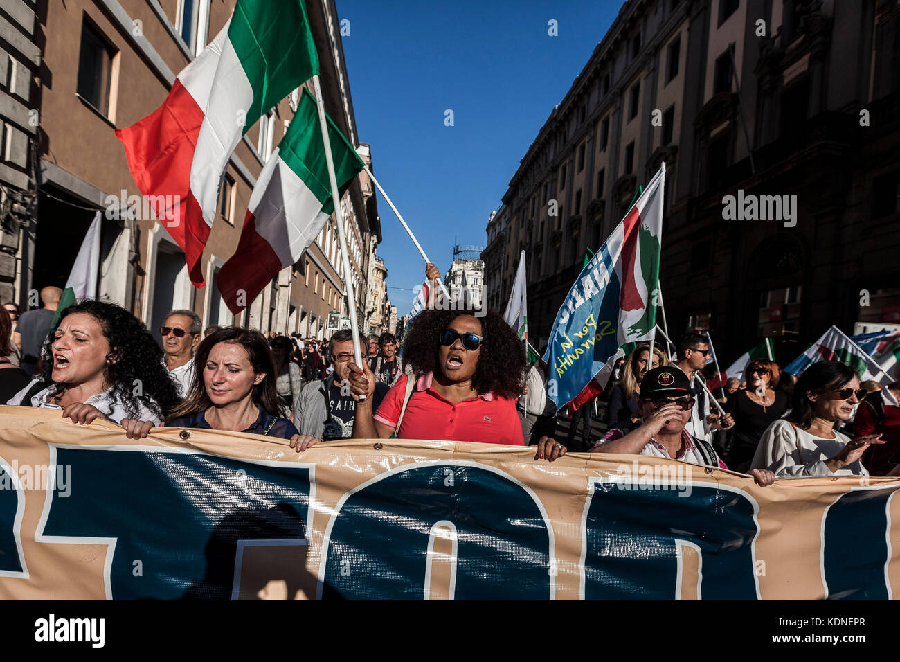 Rome, Italy. 14th Oct, 2017. National Movement for Sovereignity, an ...