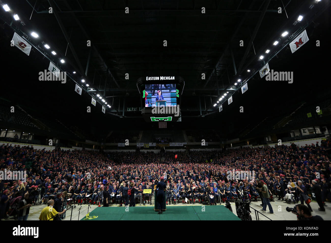 Ypsilanti, Michigan, USA. 14th October, 2017. Women dressed as Rosie ...