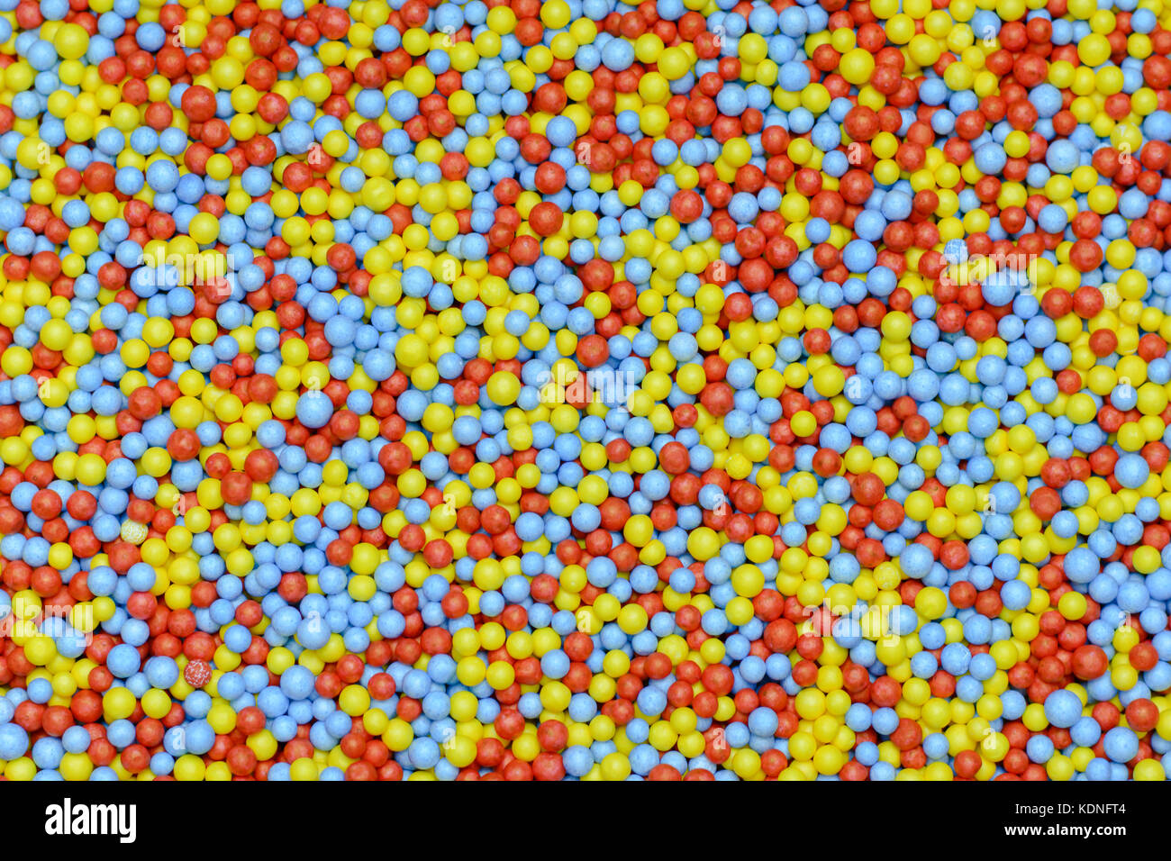 Polystyrene beads hi-res stock photography and images - Alamy