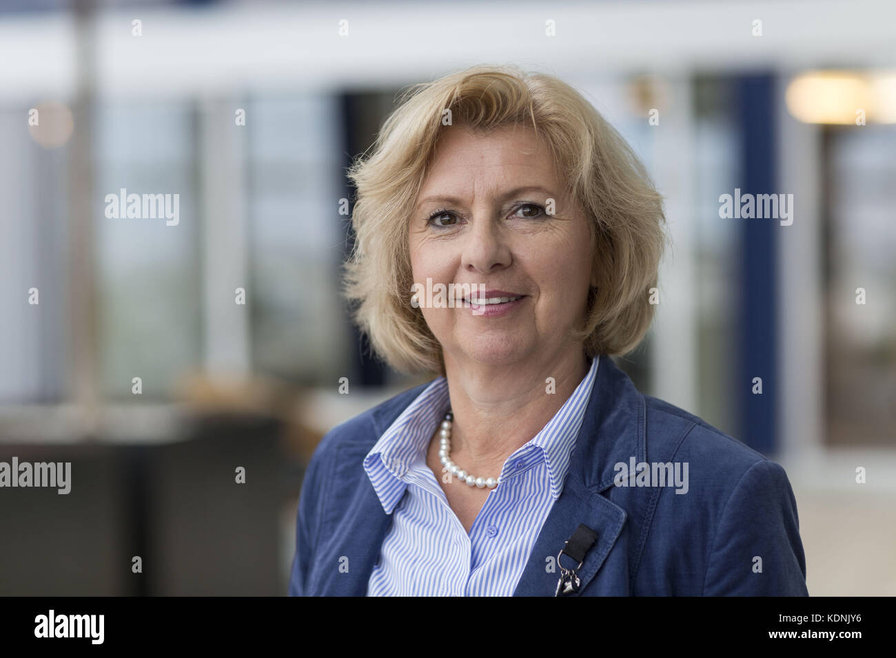 Photocall 50 Jahre Aktenzeichen XY ungeloest at ZDF Landesstudio in ...
