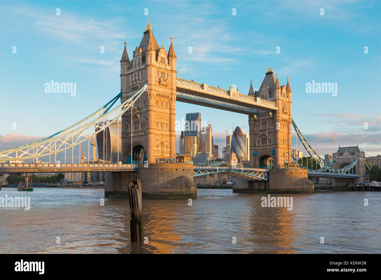 London - The Tower Bride and skyscrapers in morning light Stock Photo ...