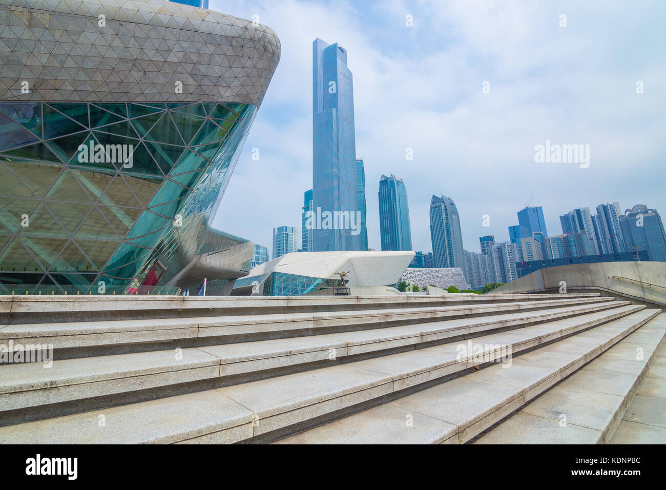 China Guangzhou Pearl River, riverside skyscraper Stock Photo - Alamy