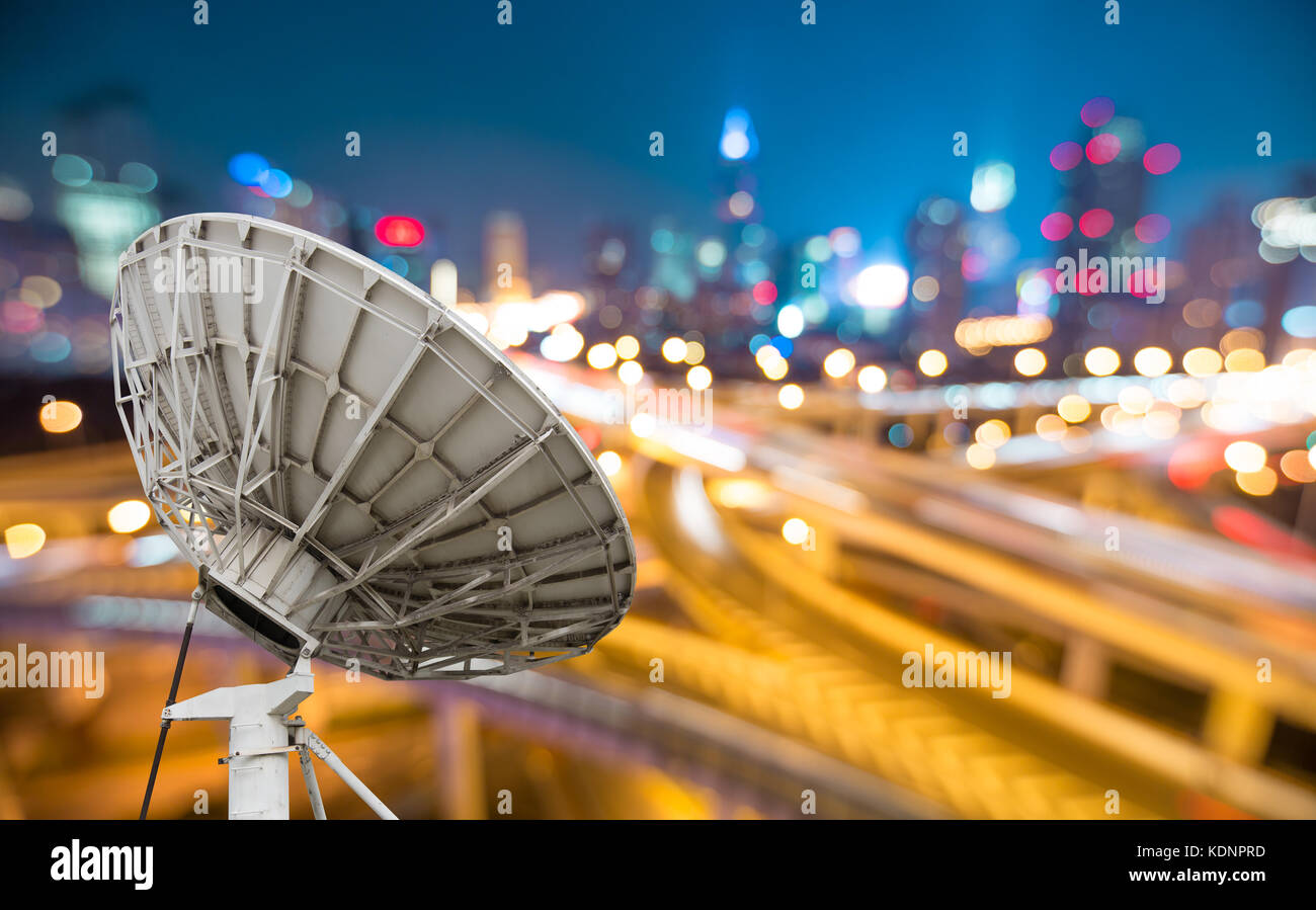 Tv signal receivers hi-res stock photography and images - Alamy