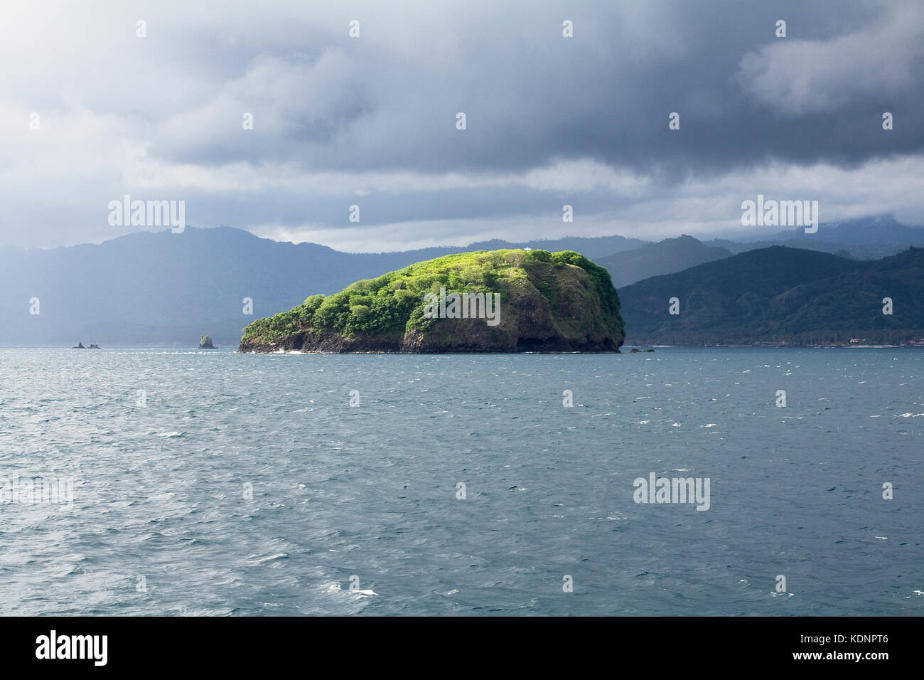 Tropical island off the coast of Bali, Indonesia Stock Photo - Alamy