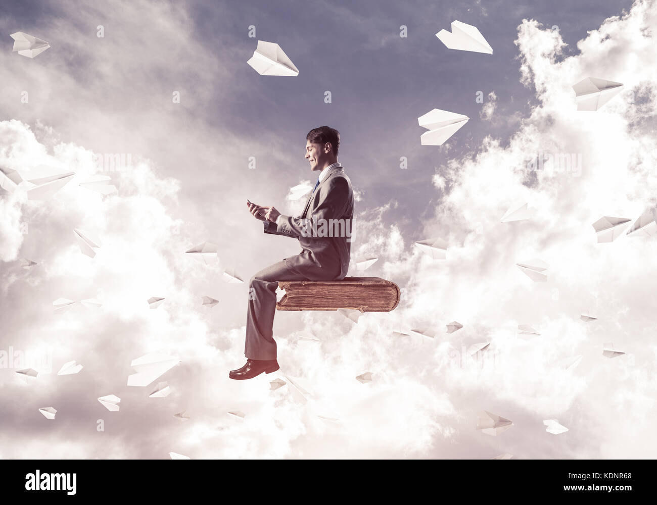 Paper flying around hi-res stock photography and images - Alamy