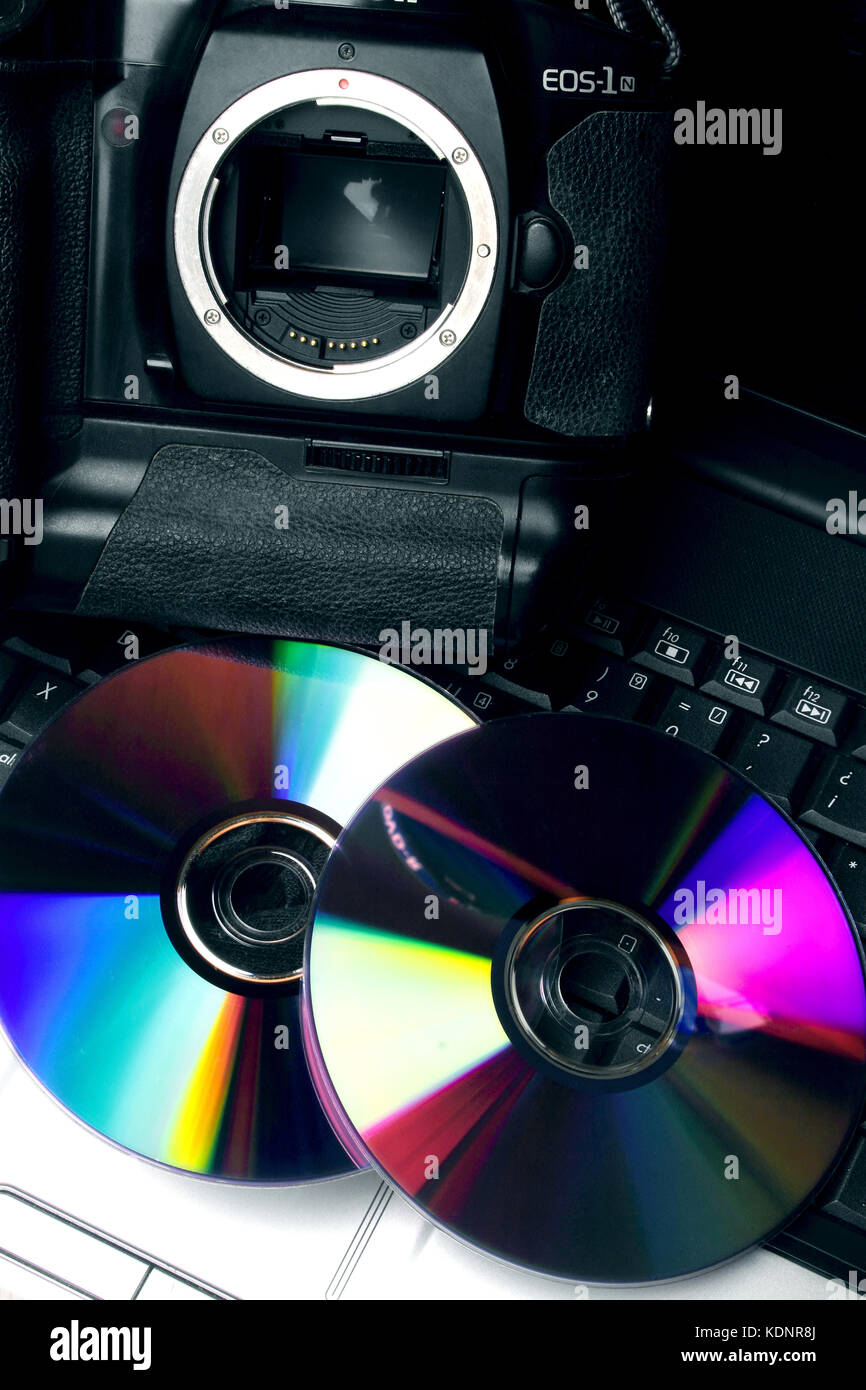 Cd rainbow hi-res stock photography and images - Alamy