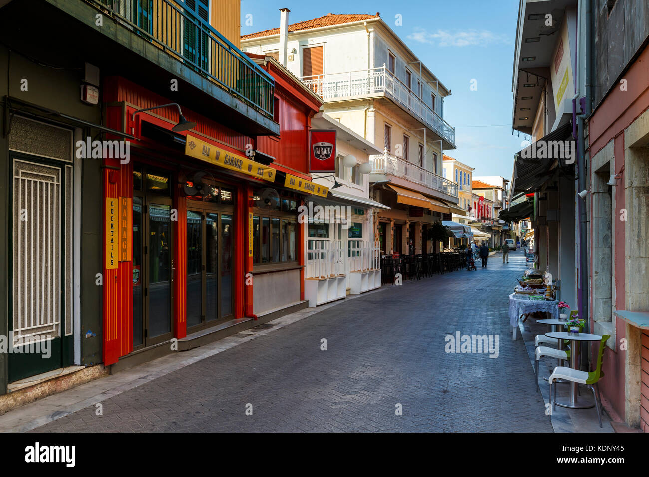 Architecture of the old town of Lefkada in Greece Stock Photo - Alamy