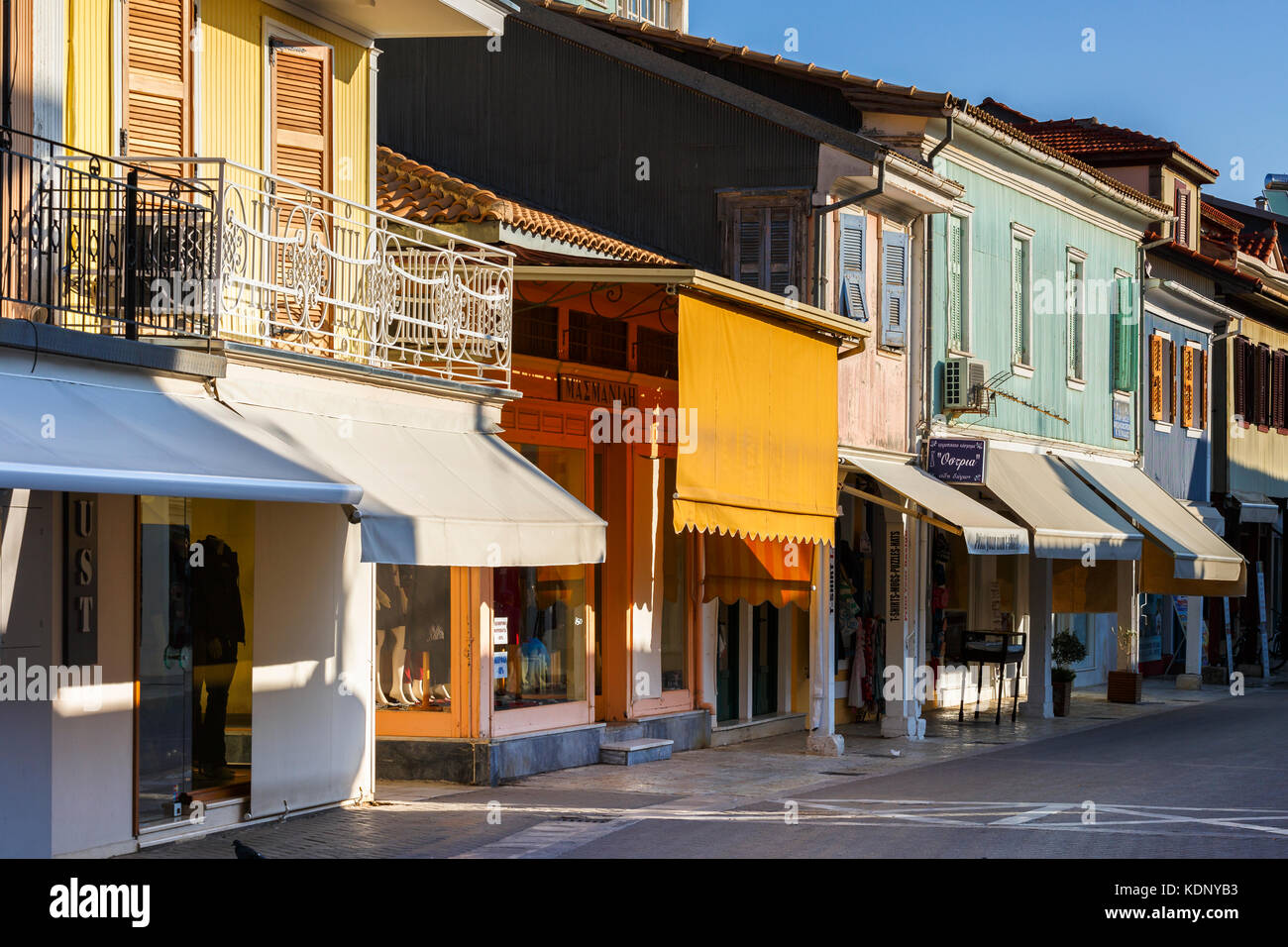 Architecture of the old town of Lefkada in Greece Stock Photo - Alamy