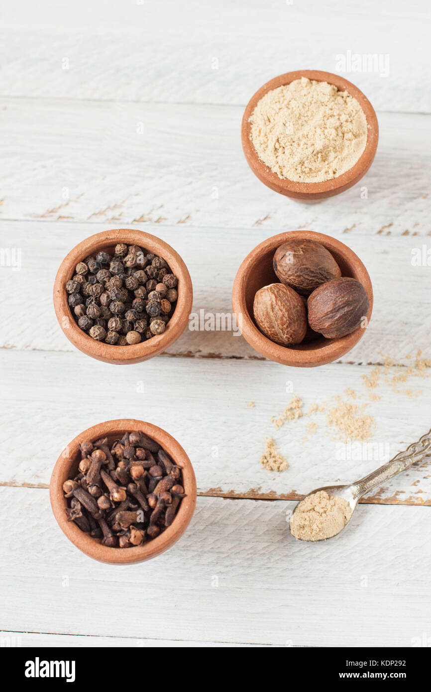Quatre epice hi-res stock photography and images - Alamy