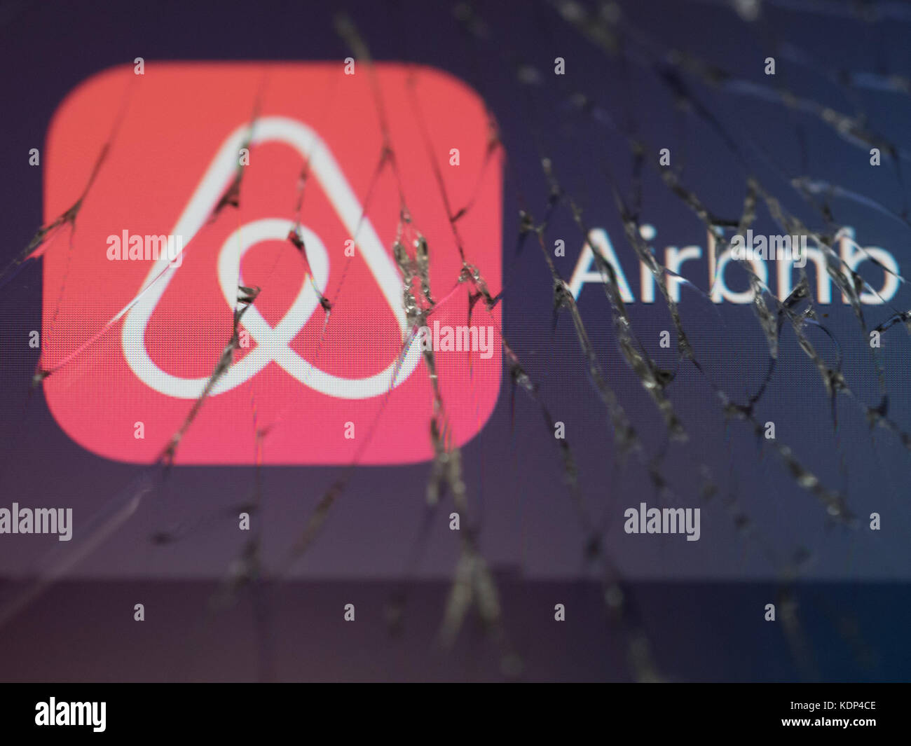 Airbnb logo hi-res stock photography and images - Alamy