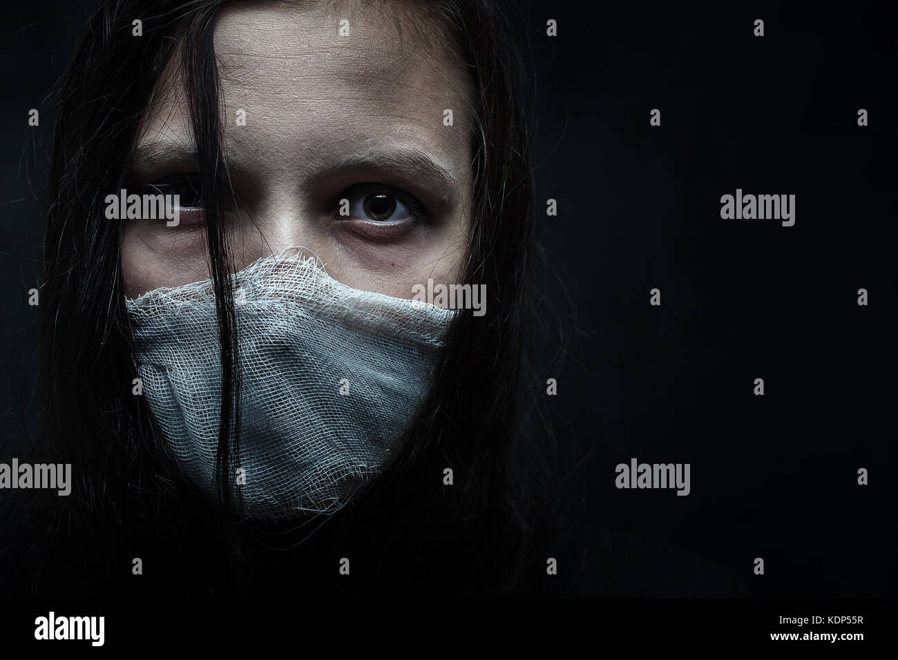 Head injury black woman hi-res stock photography and images - Alamy