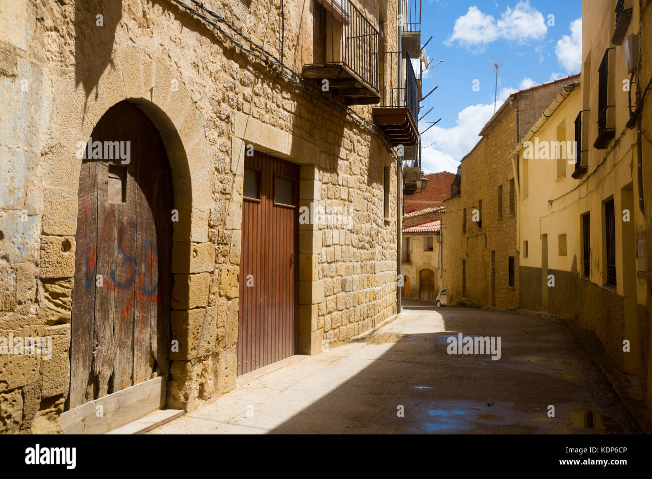street at old spanish town. Calaceite, Aragon, Spain Stock Photo - Alamy
