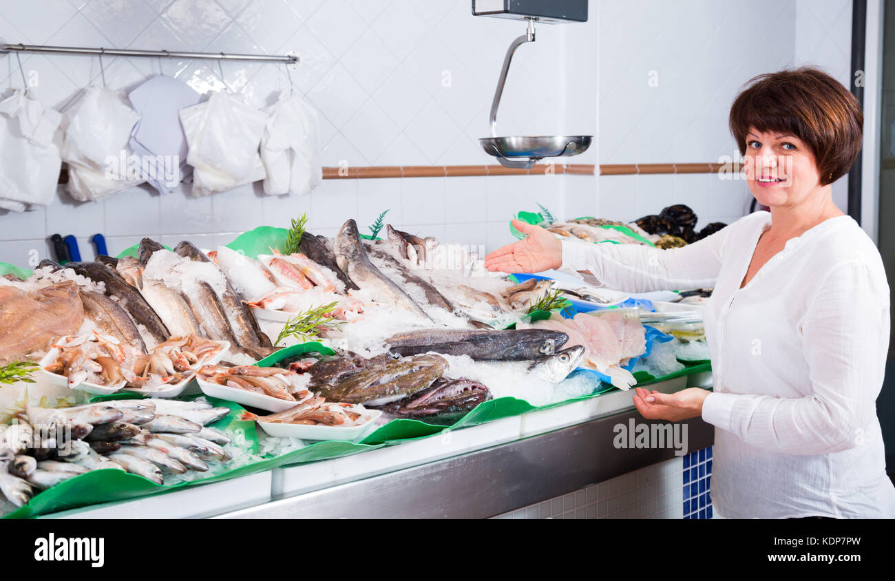 Choosing fish hi-res stock photography and images - Alamy