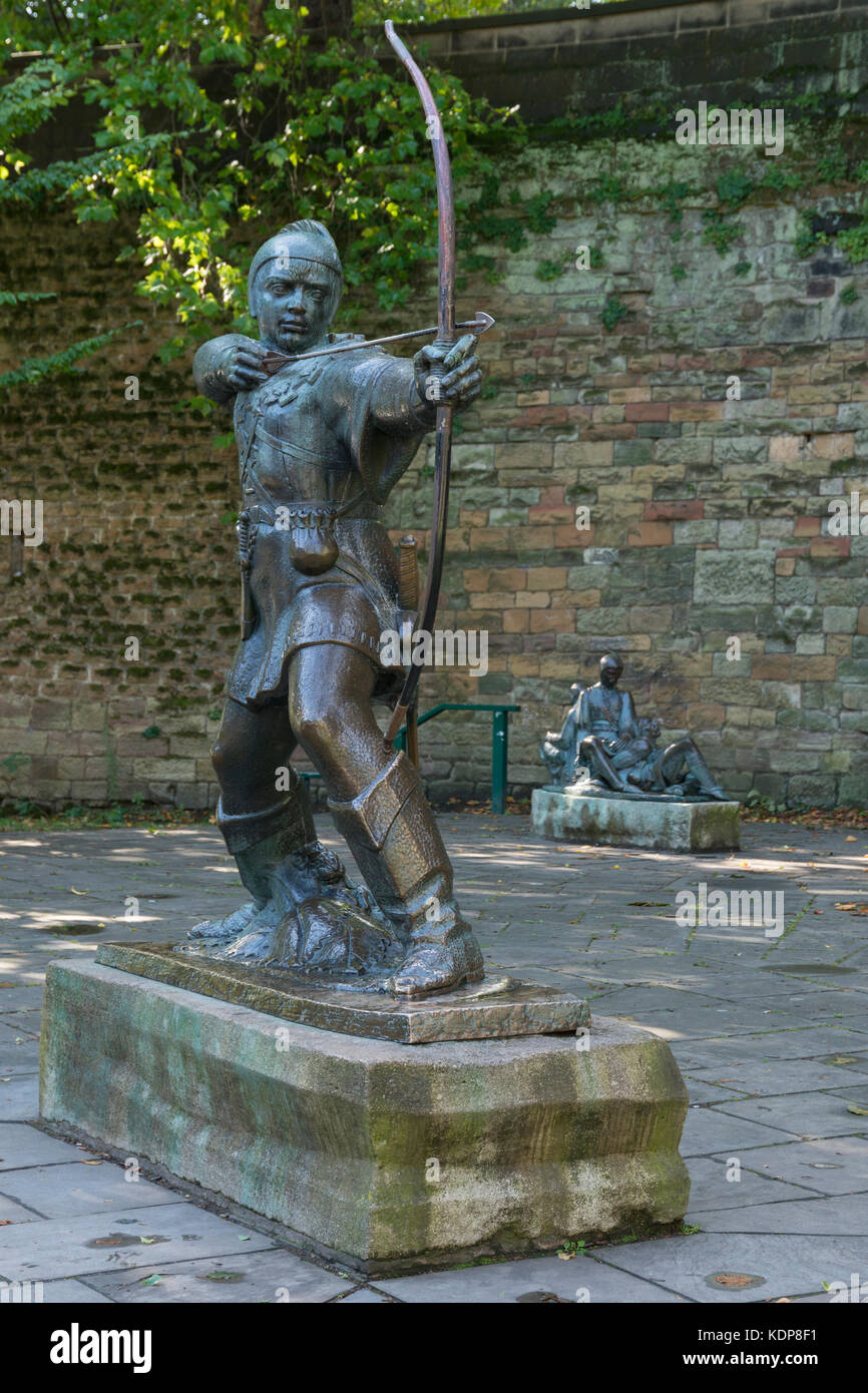 Statue of Robin Hood, Nottingham Castle, Nottingham Stock Photo - Alamy