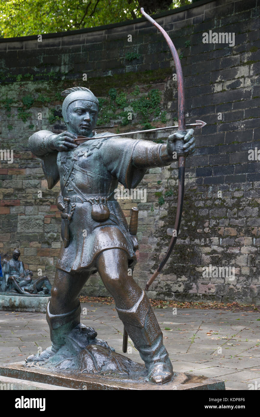 Statue of Robin Hood, Nottingham Castle, Nottingham Stock Photo - Alamy