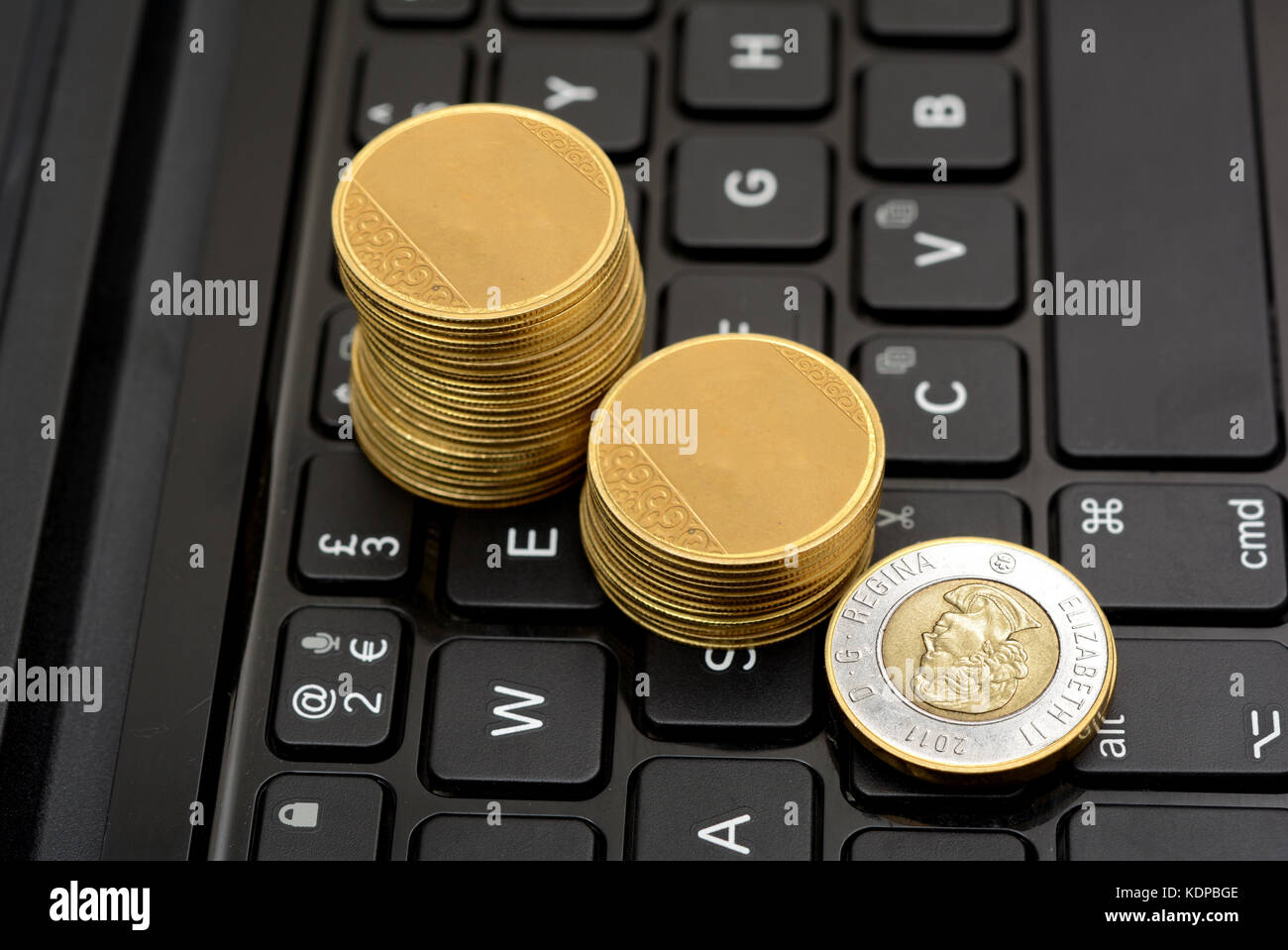 Rising graph gold coins hi-res stock photography and images - Alamy
