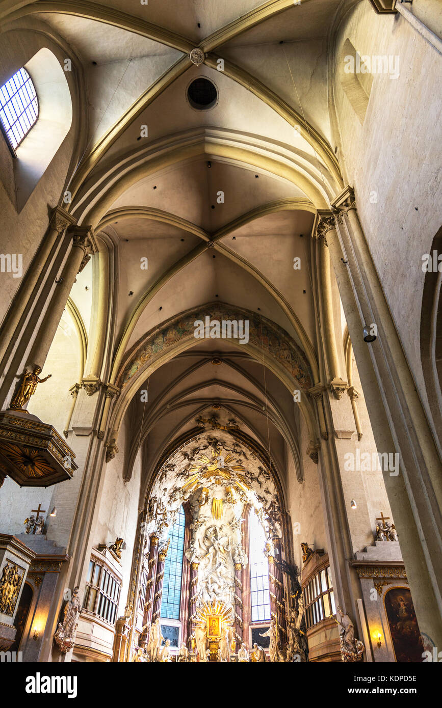 Michaelerkirche sculpture hi-res stock photography and images - Alamy