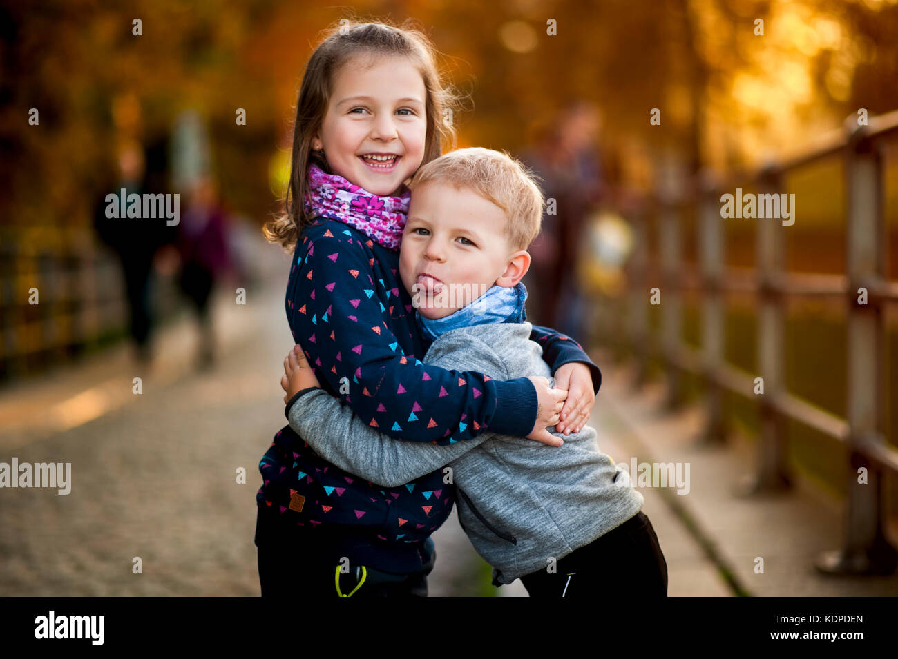 Girl boy siblings enjoying hi-res stock photography and images - Alamy