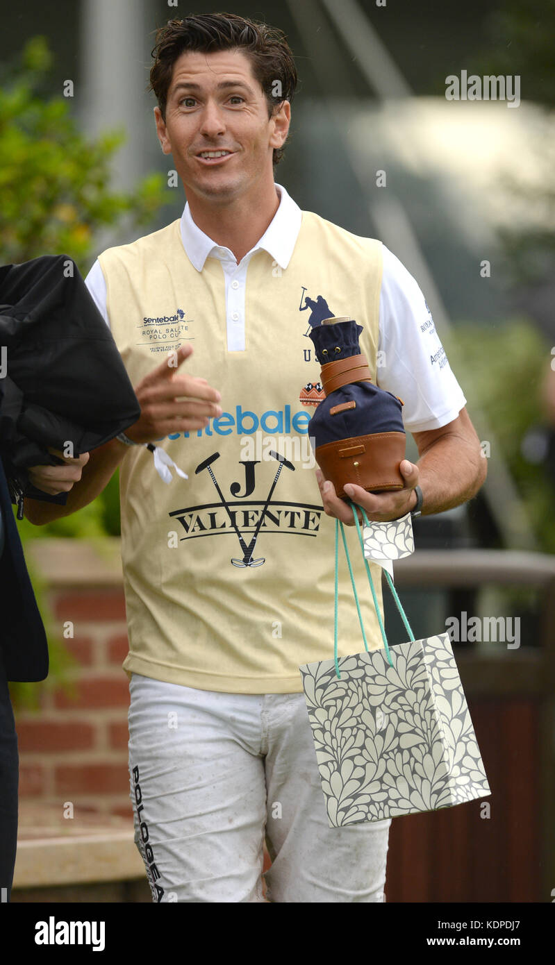 Nic roldan hi-res stock photography and images - Alamy