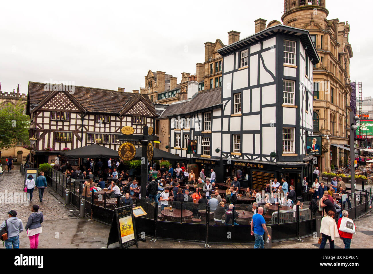Old wellington inn shambles square hi-res stock photography and images ...