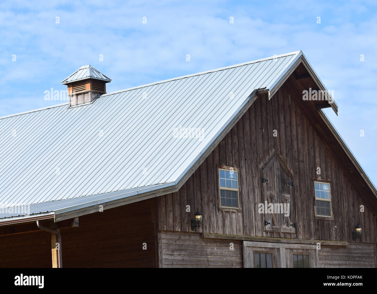 Barn closeup hi-res stock photography and images - Alamy