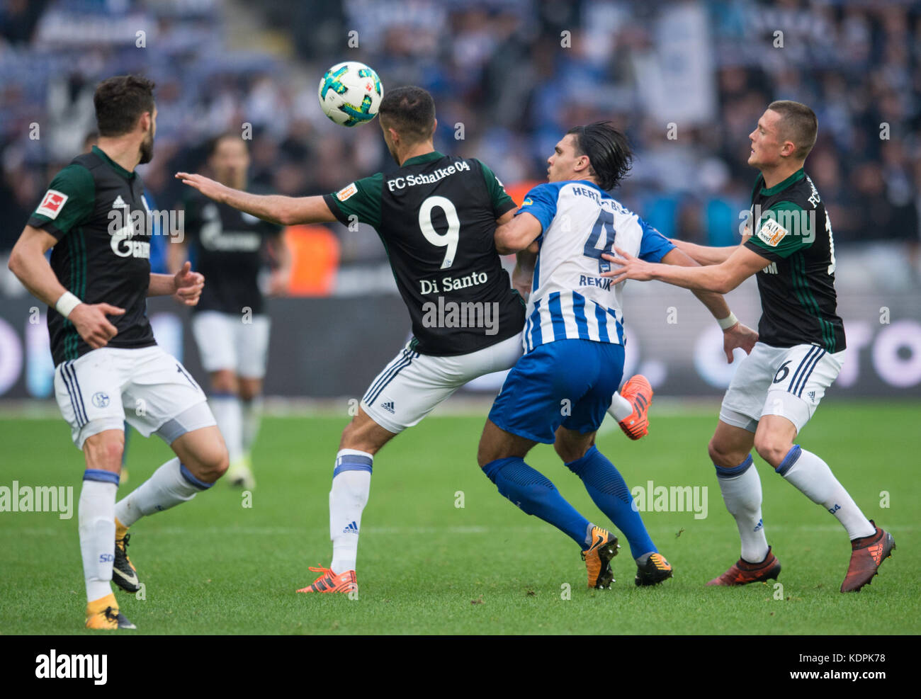 Berlin, Germany. 14th Oct, 2017. Berlin's Karim Rekik (2nd R) and ...