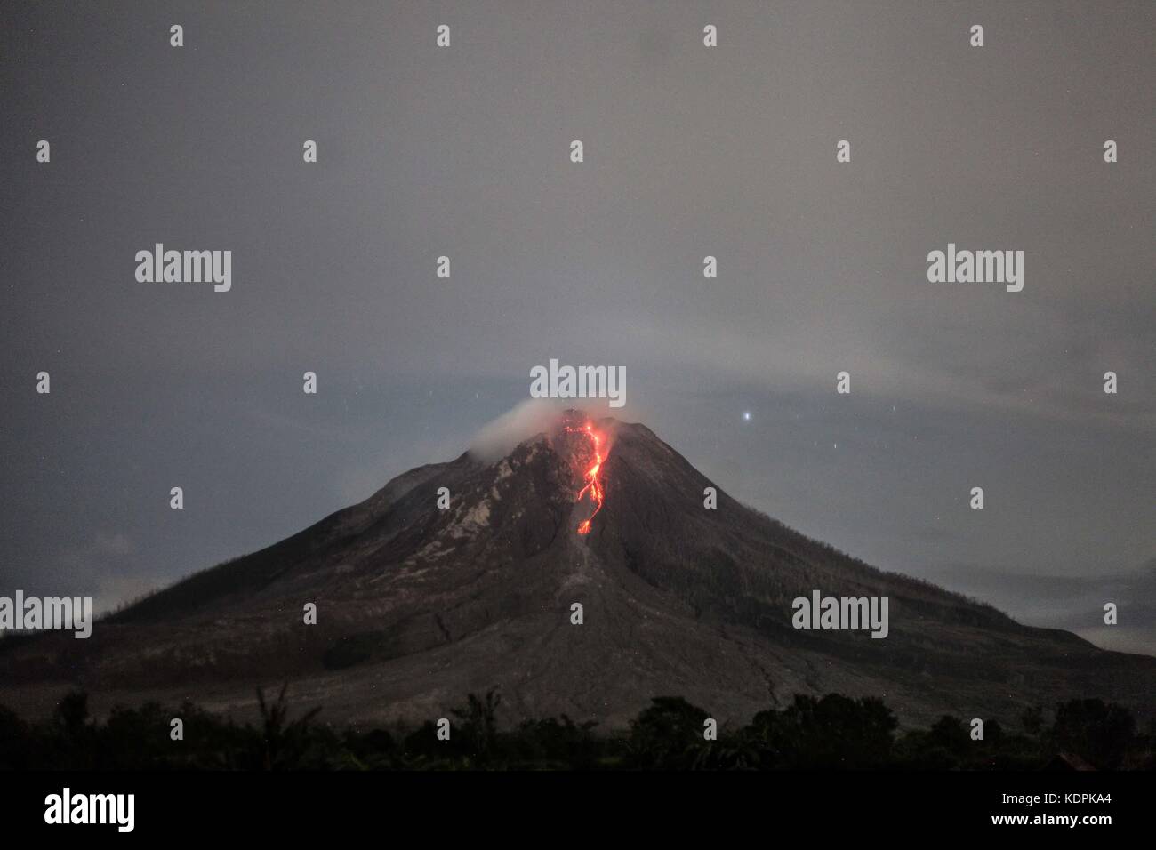 North Sumatra. 15th Oct, 2017. Picture taken on Oct. 15, 2017 shows ...