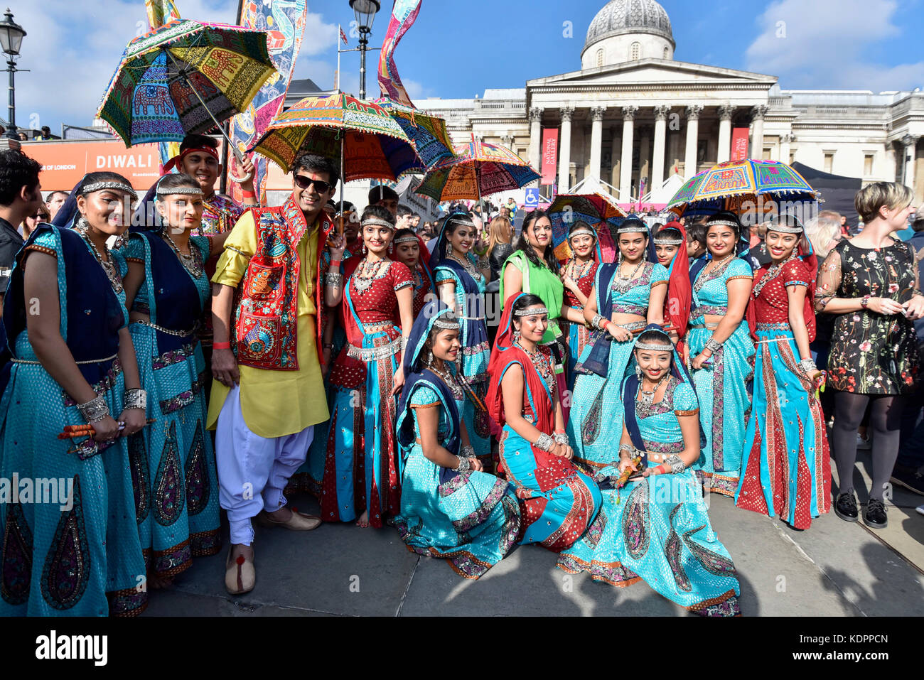 Indian visitors london sikh hi-res stock photography and images - Alamy