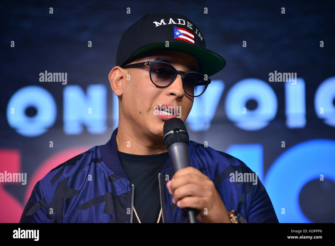 MIAMI, FL - OCTOBER 14: Daddy Yankee poses in the pressroom at One ...