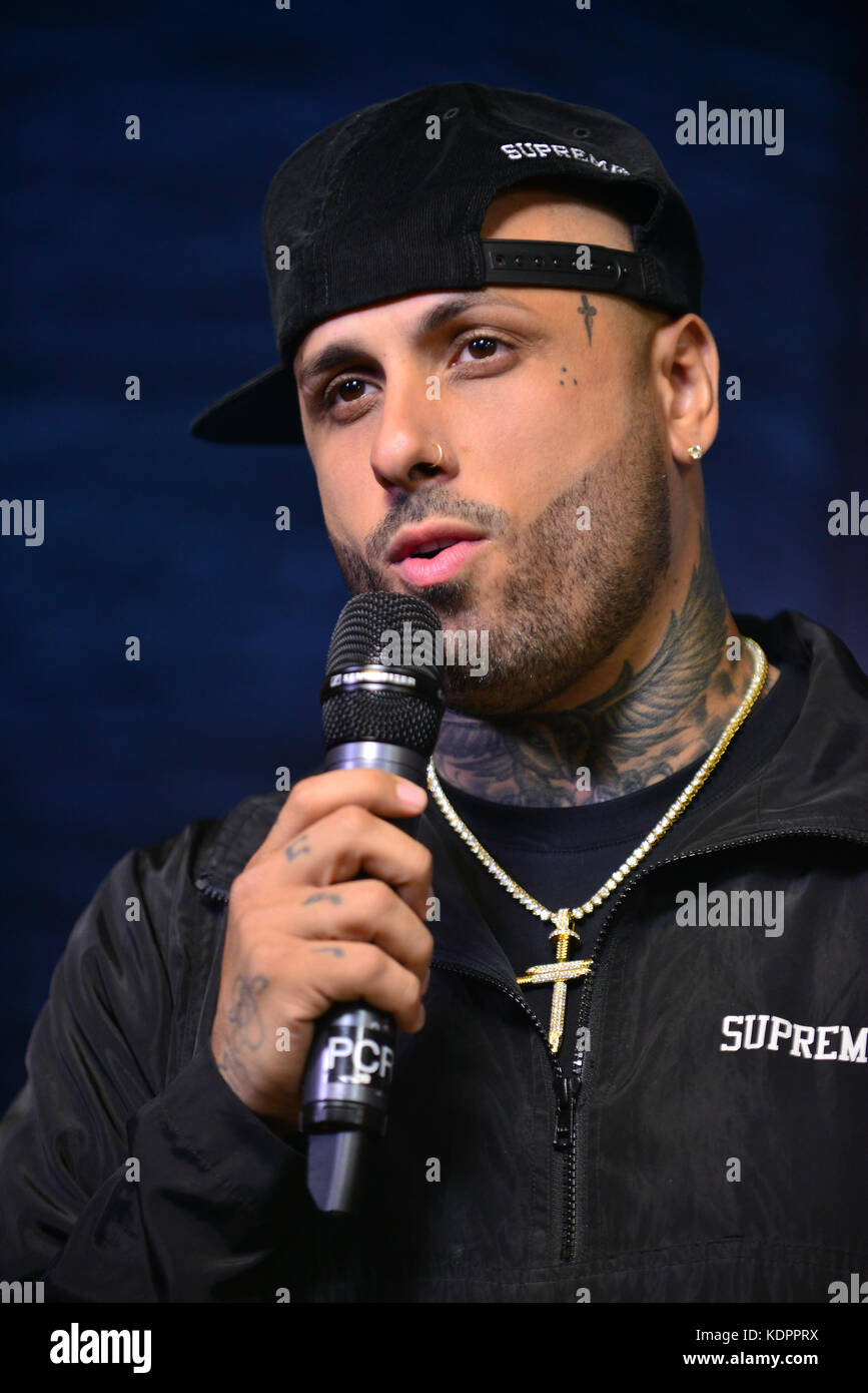 Nicky jam poses in hi-res stock photography and images - Alamy