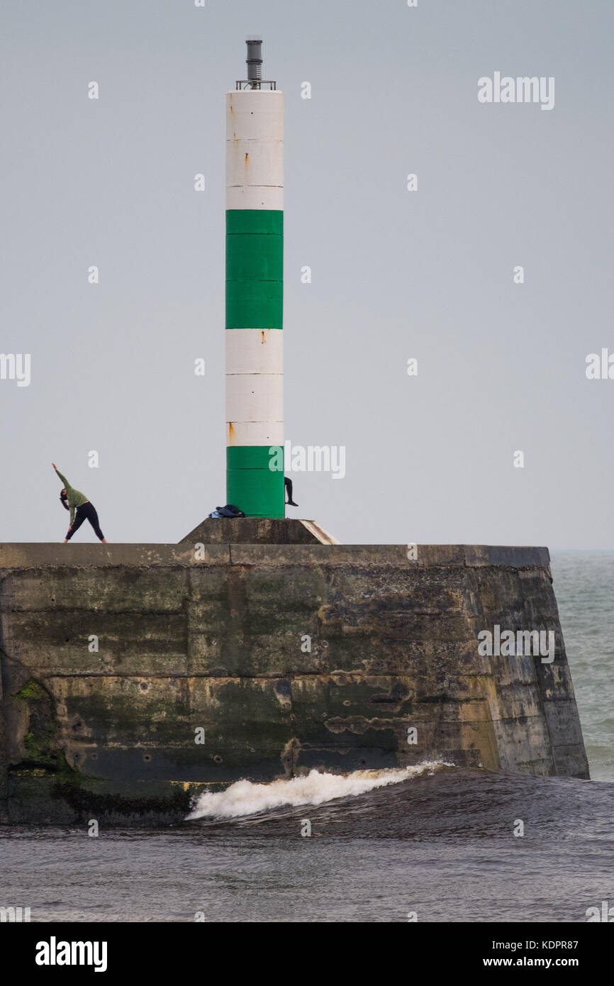 Aberystwyth Wales UK, Sunday 15 October 2017 UK Weather: Practicing ...