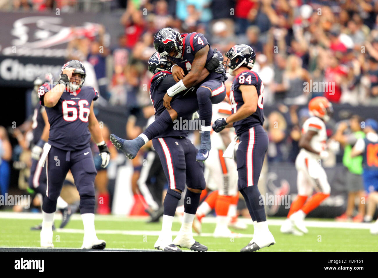 Houston, Texas, USA. 15th Oct, 2017. Houston Texans quarterback Deshaun ...