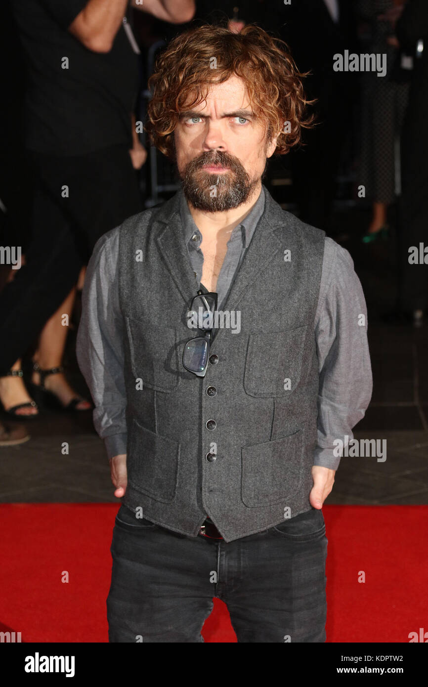 Peter drinklage three billboards hi-res stock photography and images ...