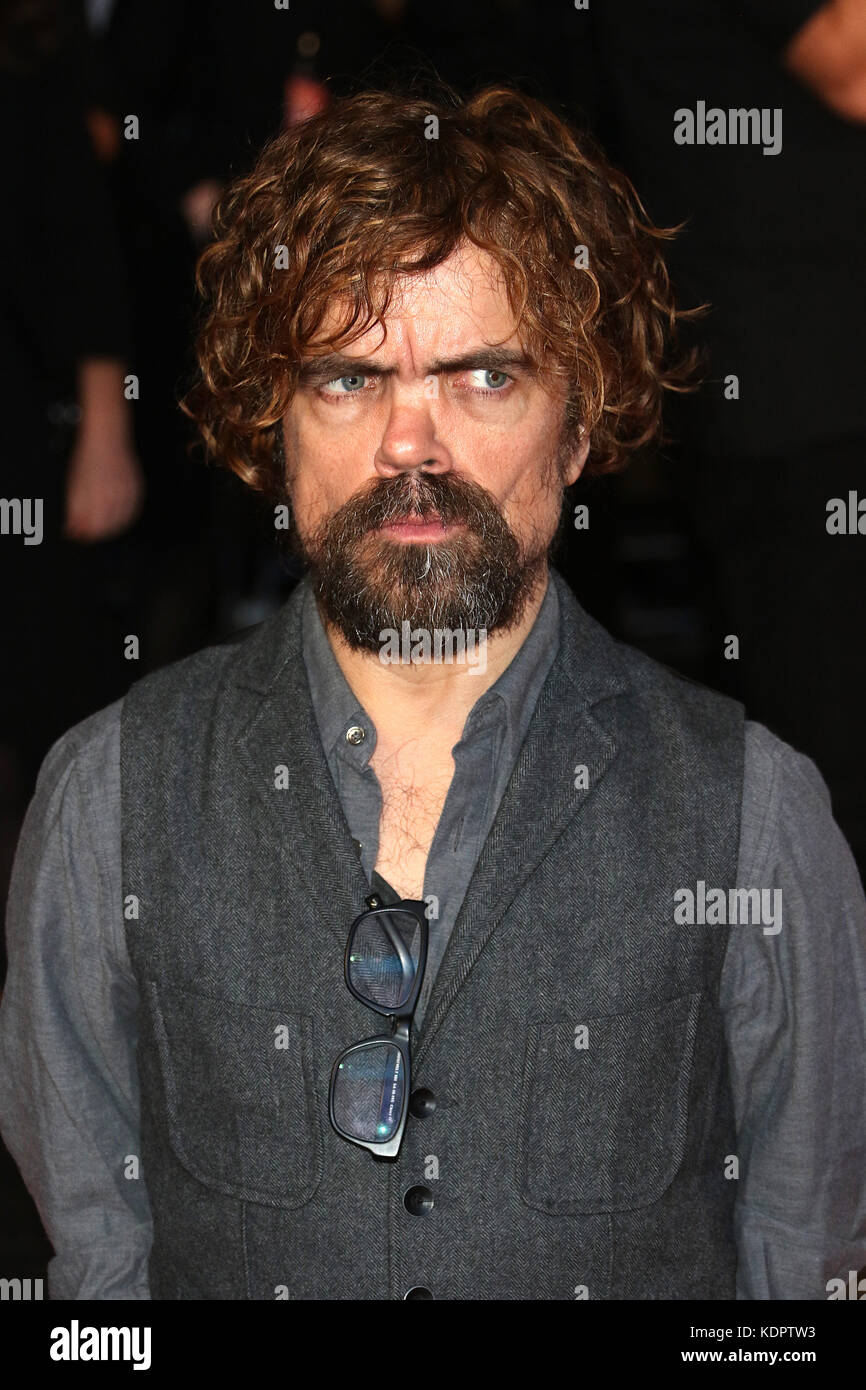 Peter drinklage three billboards hi-res stock photography and images ...