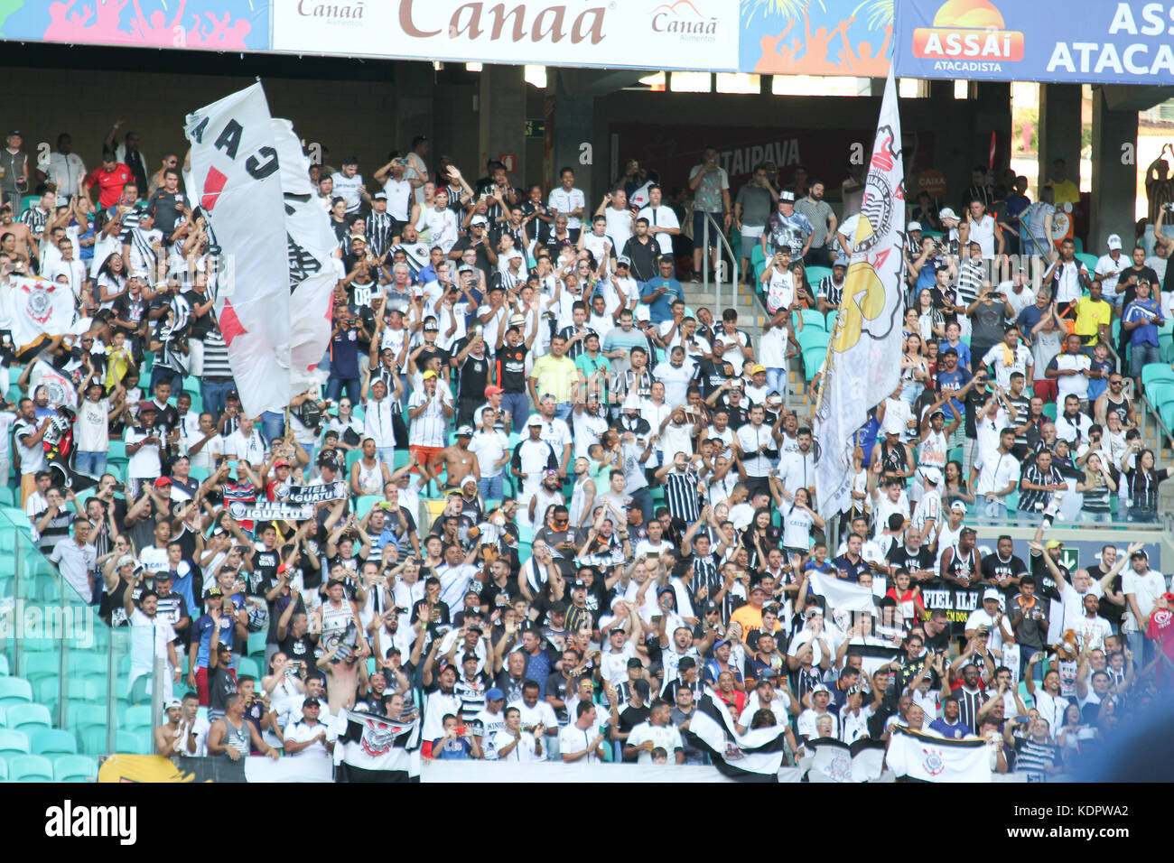 Salvador, Brazil. 15th Oct, 2017. Corinthians fans celebrating during ...