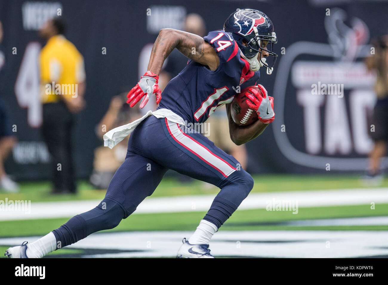 Houston, TX, USA. 15th Oct, 2017. Houston Texans wide receiver Chris ...