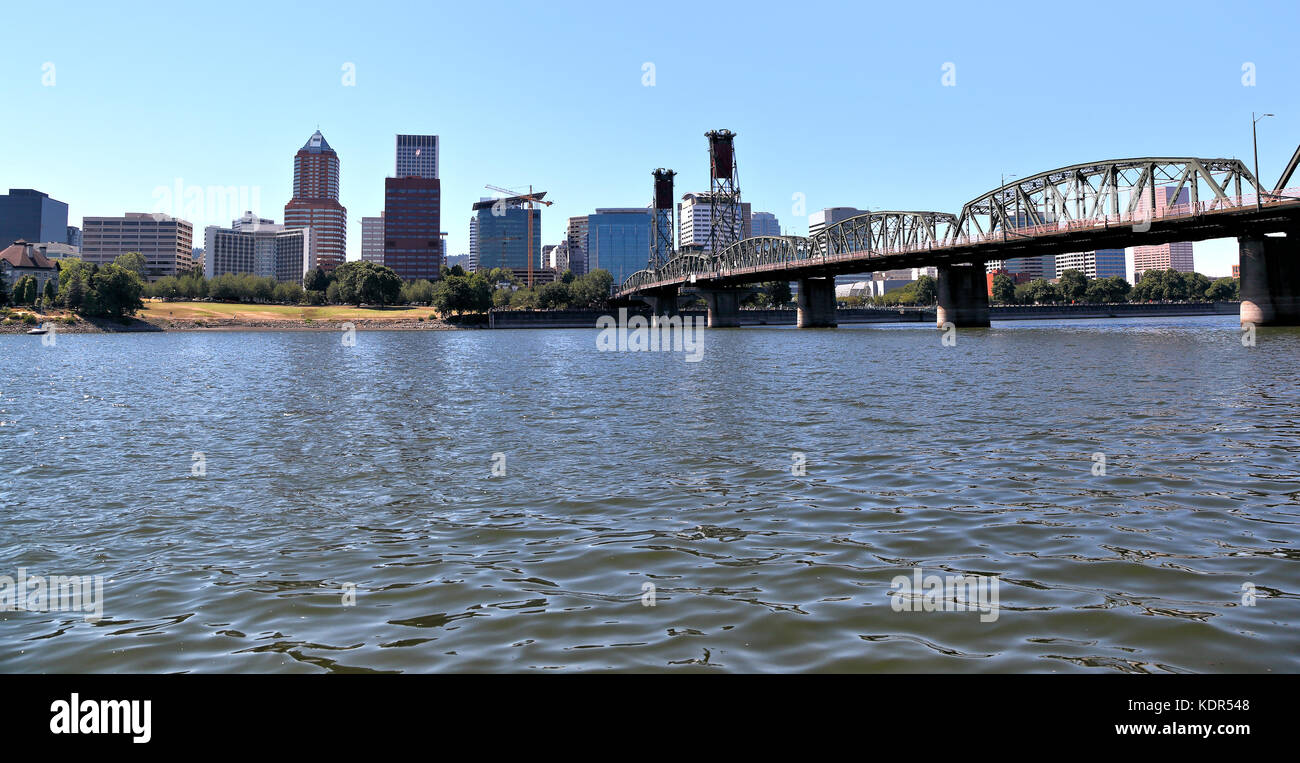 Portland at Hawthorne Bridge, Oregon Stock Photo - Alamy