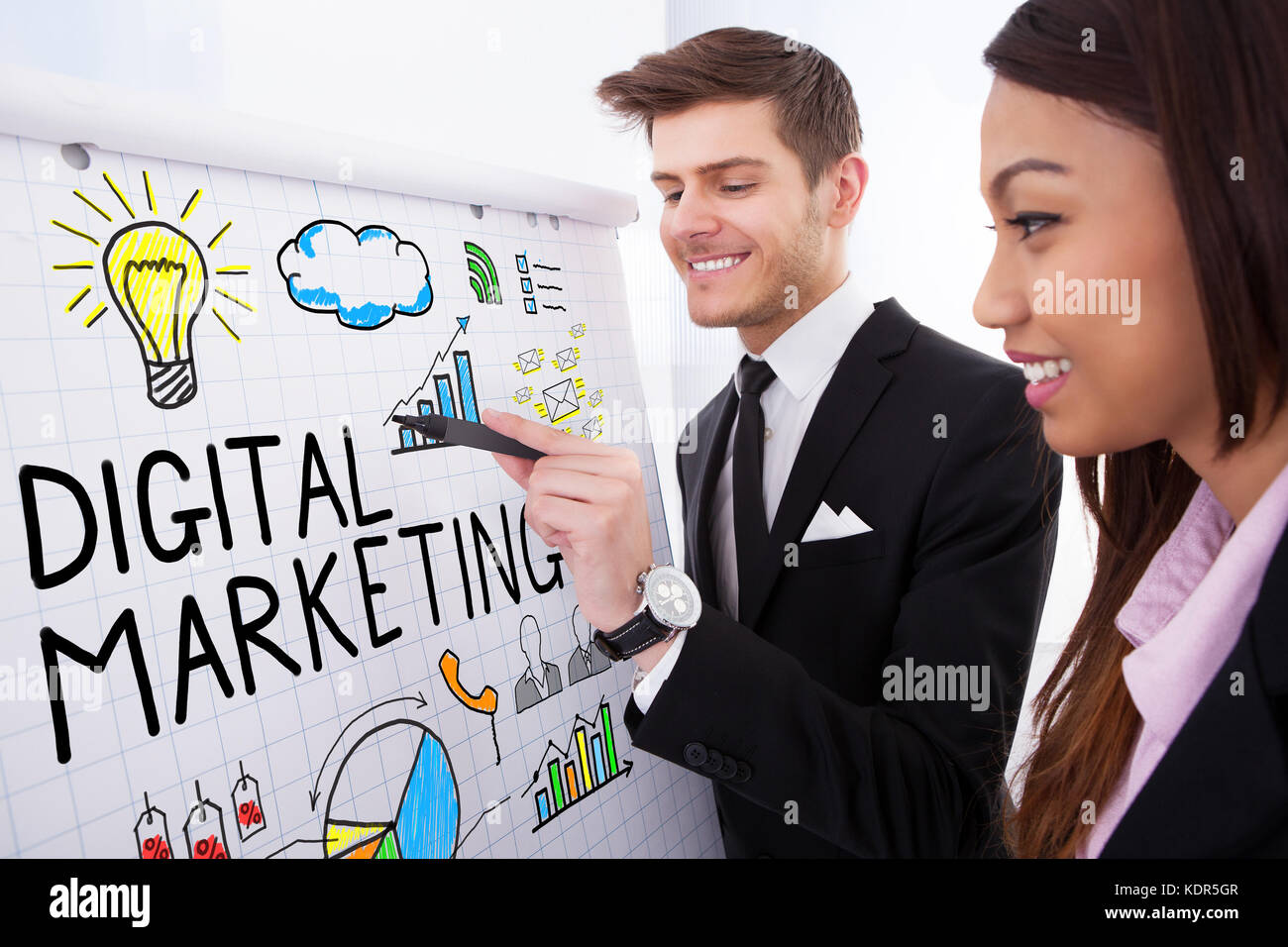 Digital marketing icons hi-res stock photography and images - Alamy