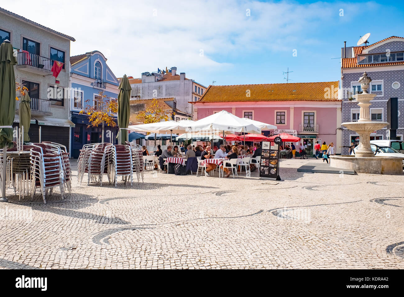 AVEIRO, PORTUGAL Restaurants and bars in the Historic Center of Aveiro ...