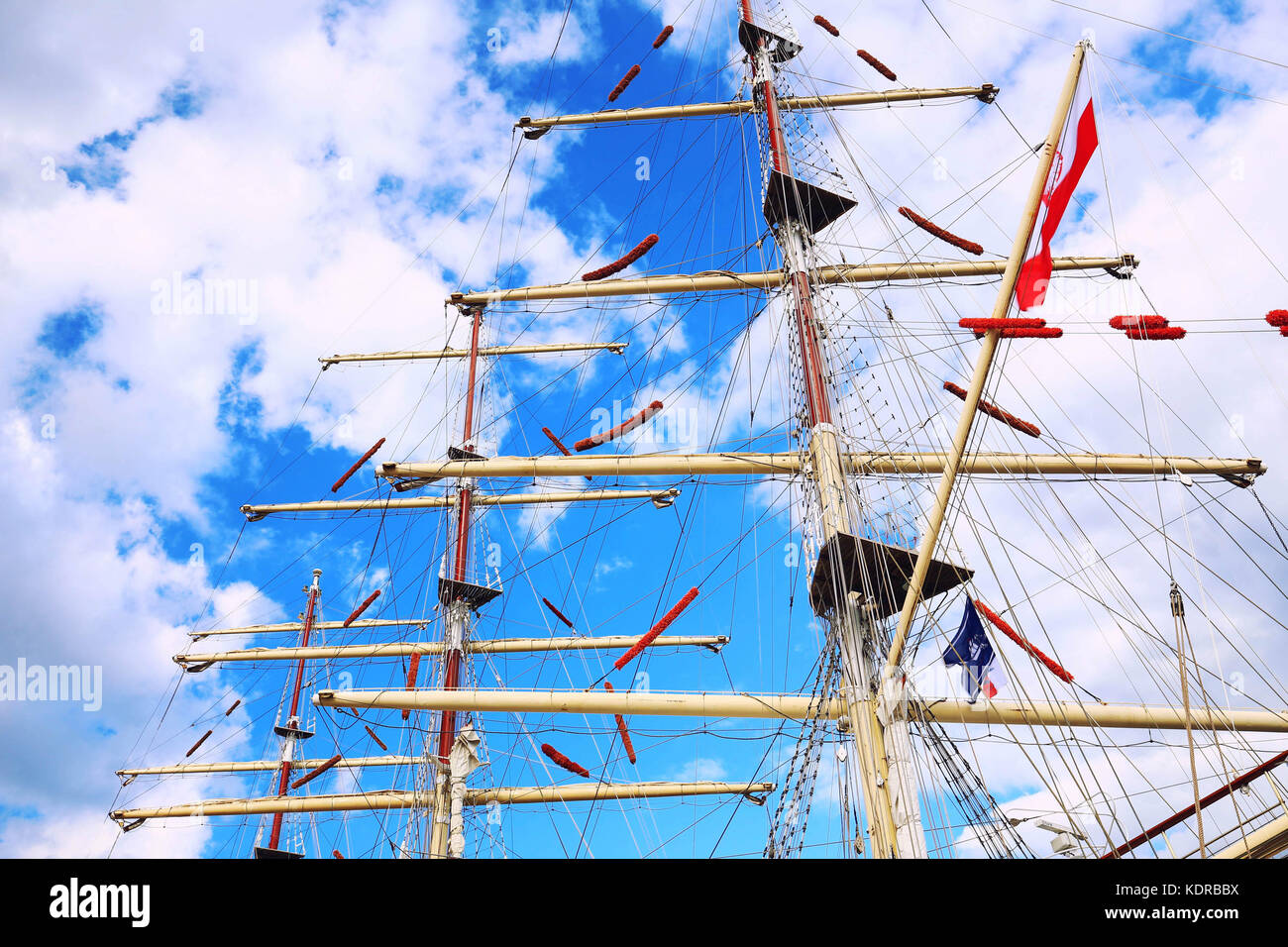 Mast of the sailing ship Stock Photo - Alamy
