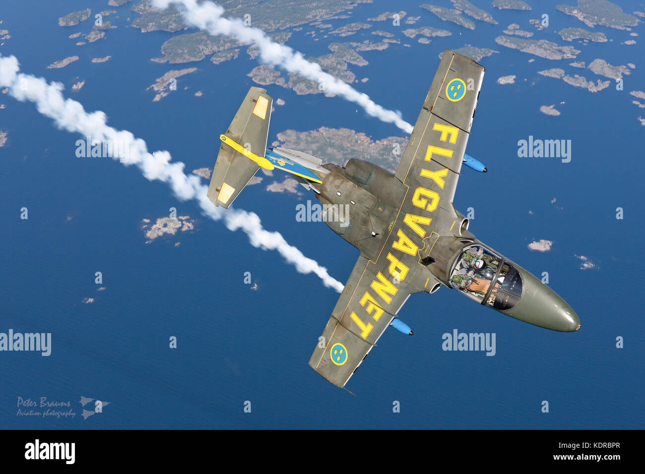 Fighter jet cockpit pilot seat hi-res stock photography and images - Alamy