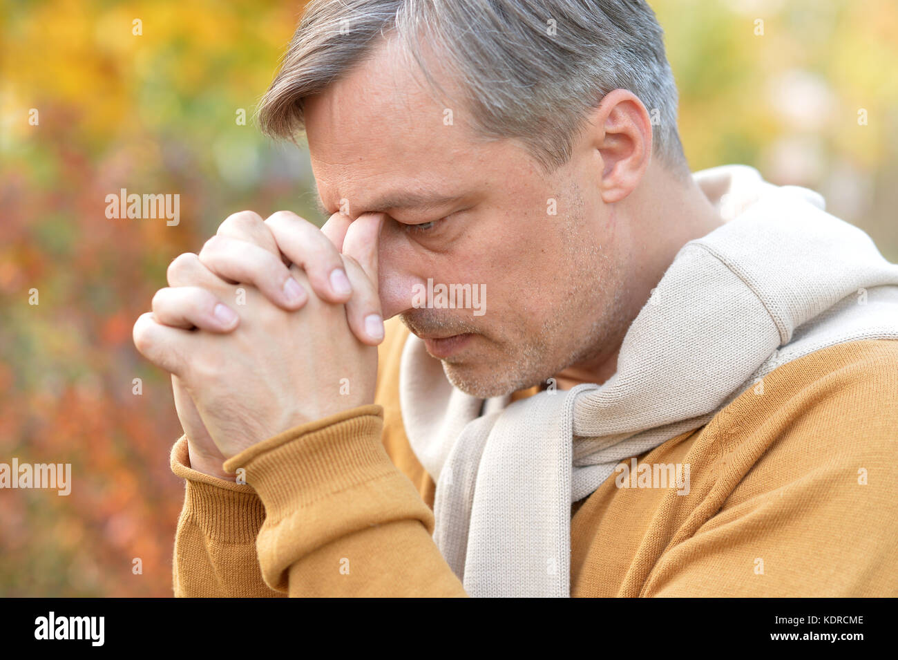handsome man thinking Stock Photo - Alamy