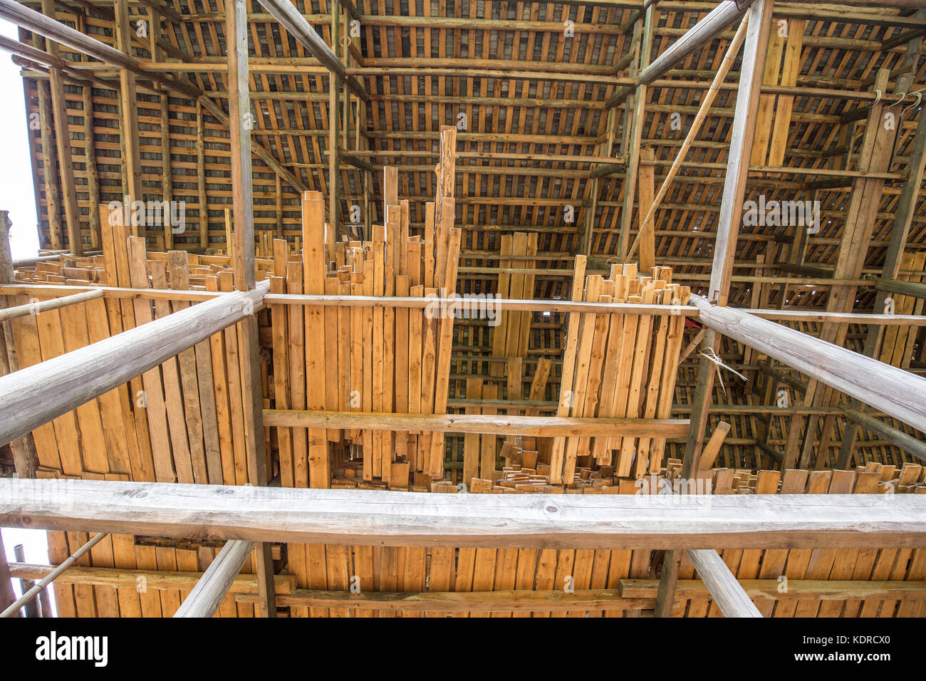 planks for building Stock Photo - Alamy
