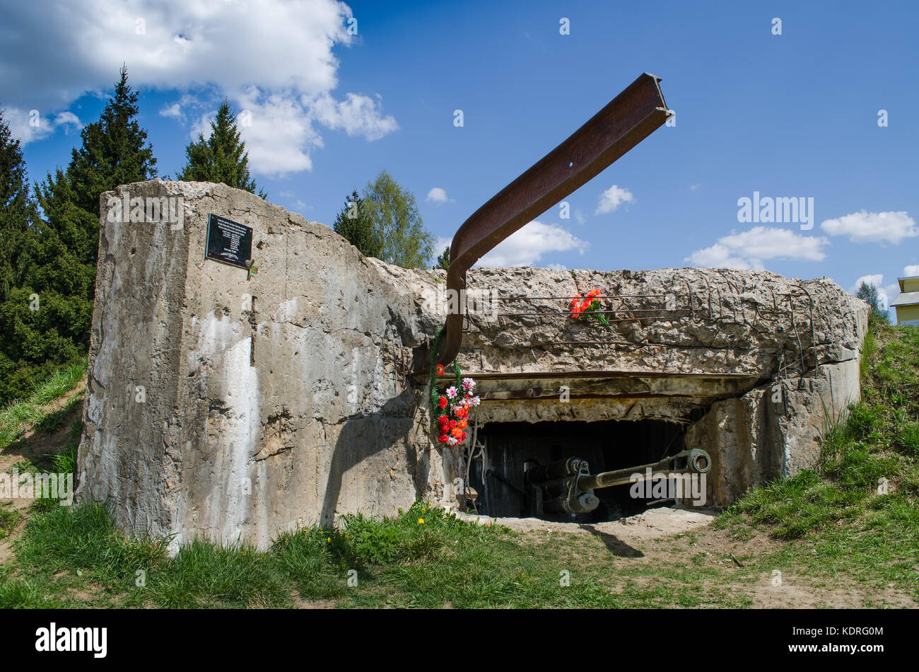 Destroyed concrete pillbox hi-res stock photography and images - Alamy