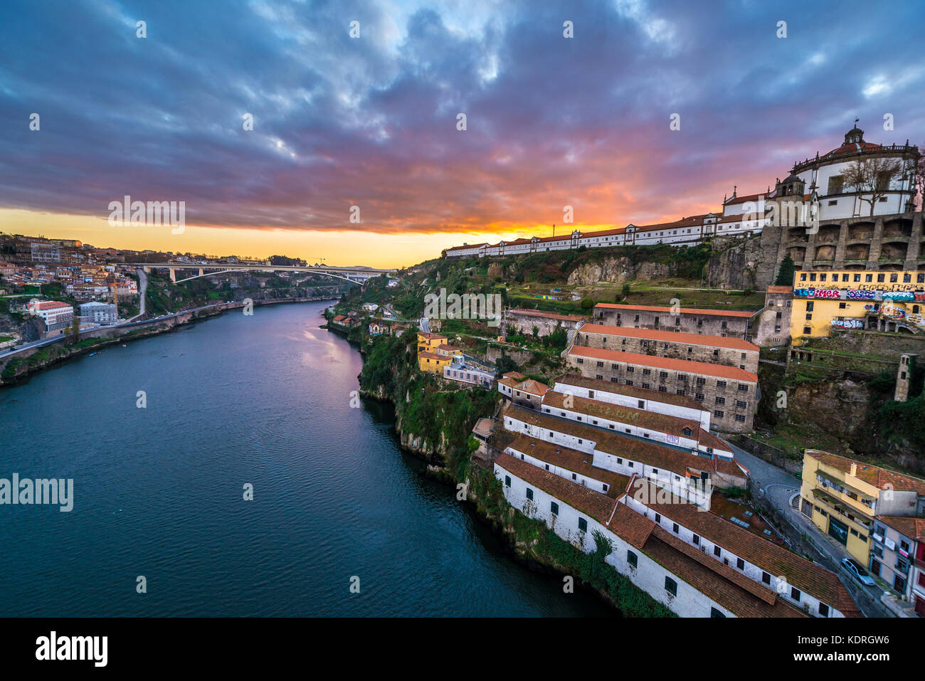 Spectacular sunrise over Douro River connected Porto and Vila Nova de ...