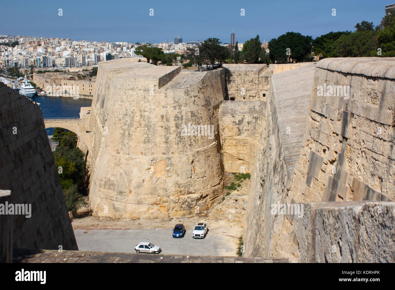Valletta ditch hi-res stock photography and images - Alamy