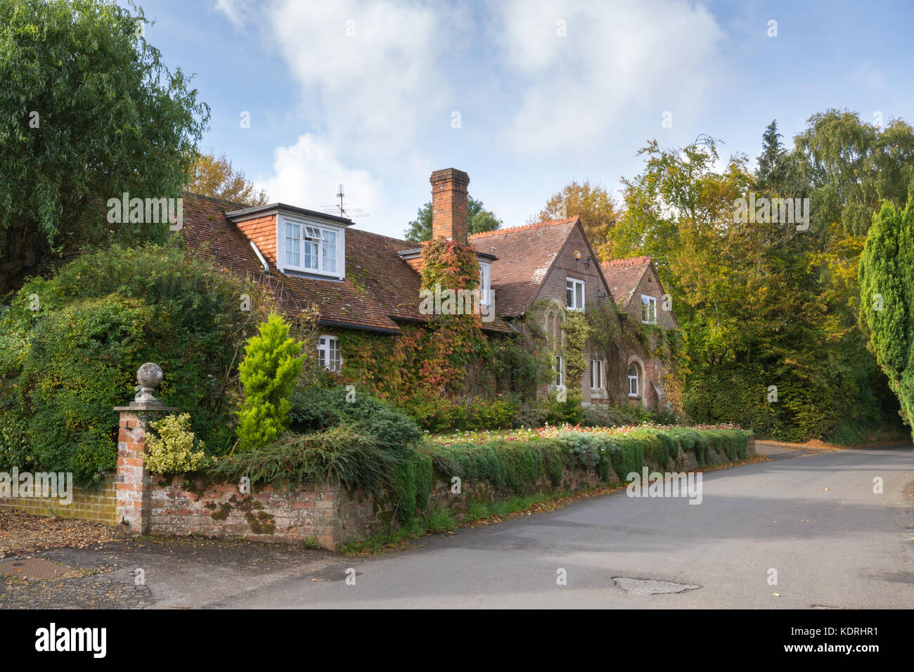 Greywell hampshire england uk hi-res stock photography and images - Alamy