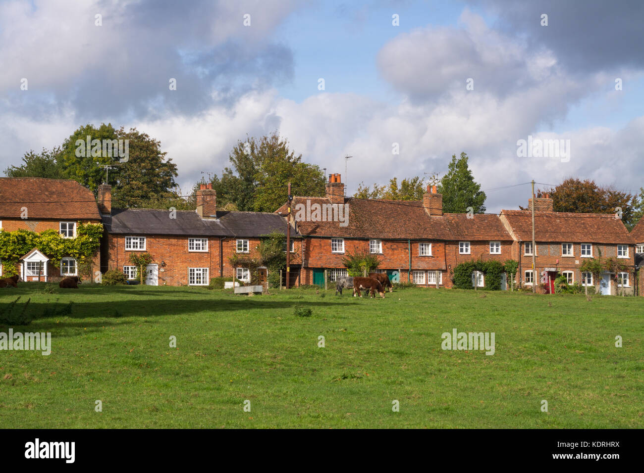 Greywell village hi-res stock photography and images - Alamy