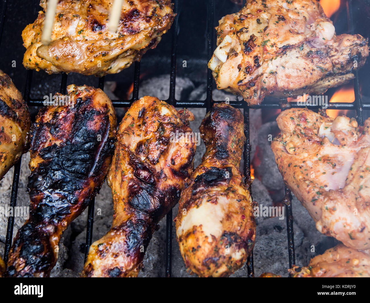 Charred burnt chicken hi-res stock photography and images - Alamy