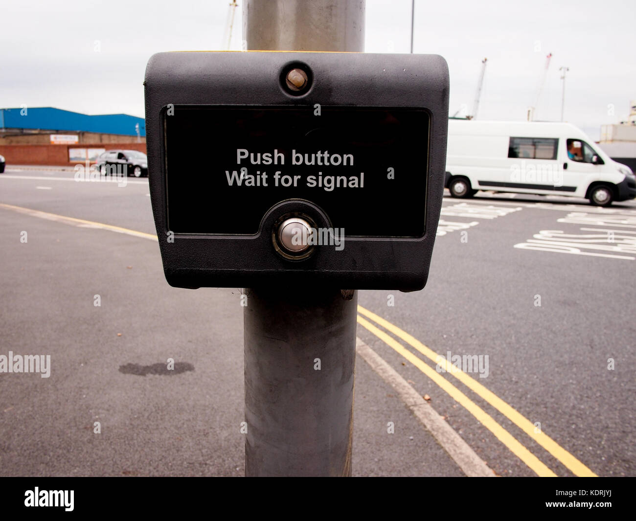 Closeup pedestrian crossing button hi-res stock photography and images ...